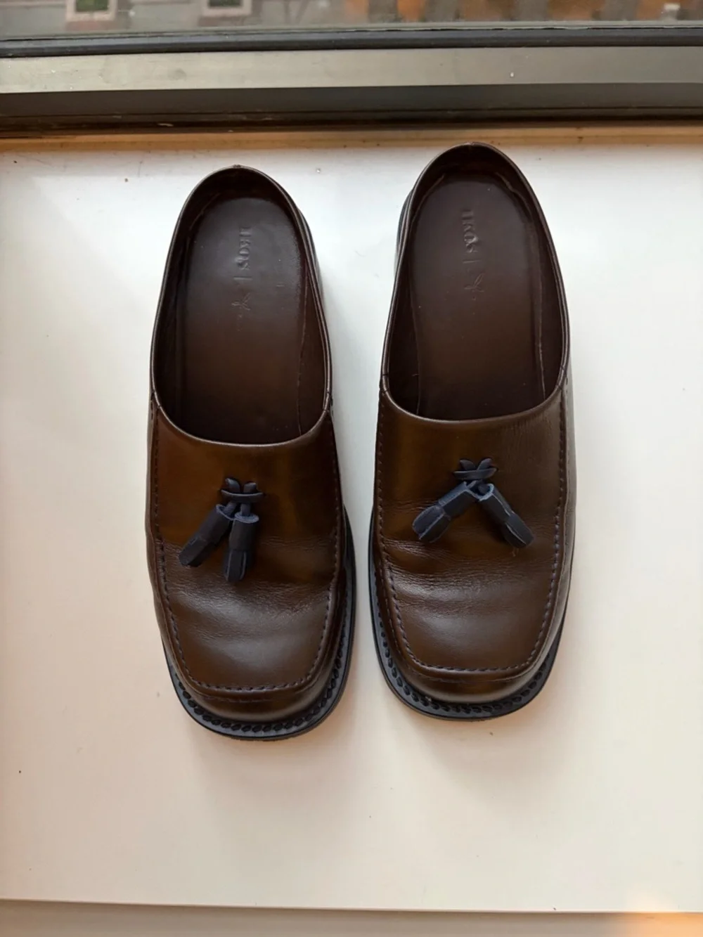 Ikos | Shoes | Brown Leather Tassel Mules Loafers With Blue Accent ...